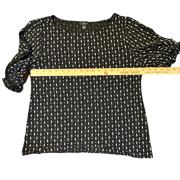 Ann Taylor | Tops | Ann Taylor Black And White Extra Large Top | Poshmark